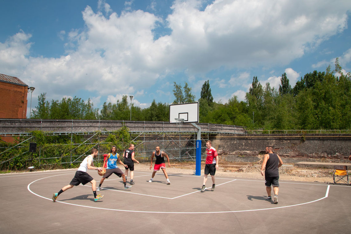 Inauguration du jardin communautaire, des terrains de teqball ...