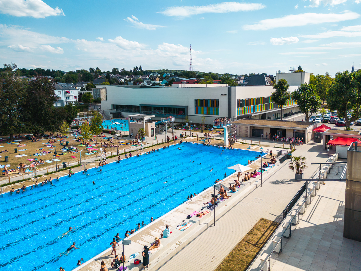 Une saison réussie dans une piscine en plein air entièrement rénovée ...
